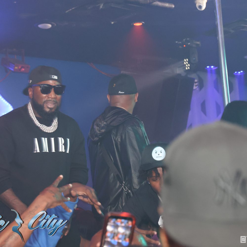 Pictures - Magic City